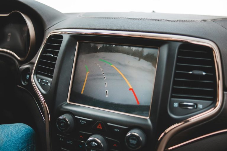 Reverse Cameras in Modern Cars: What Do the Lines on the Screen Really ...